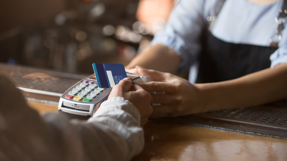 Direitos do Consumidor seguros cartão de crédito e débito educação ...